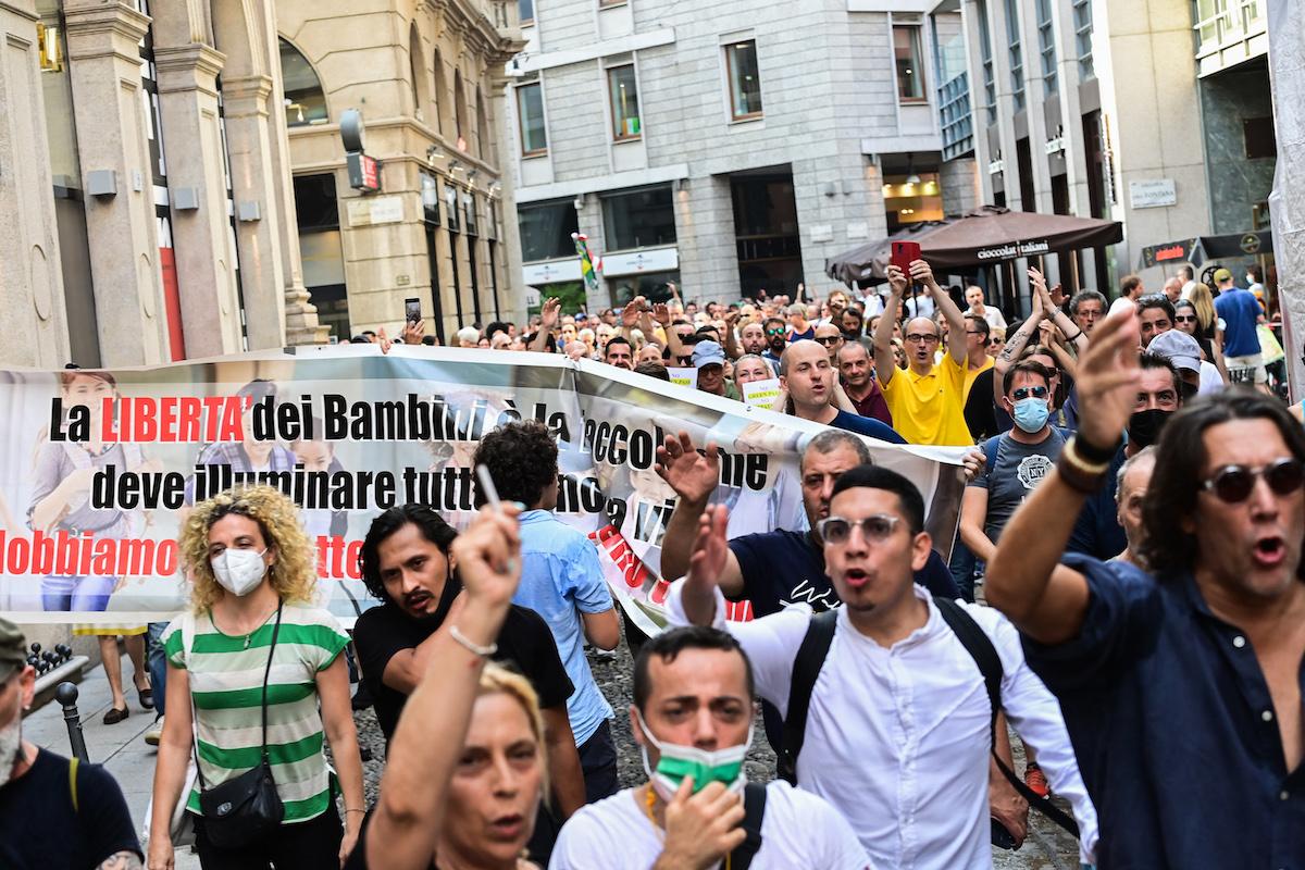 Protests across Italy against COVID-19 certificates - The HighWire